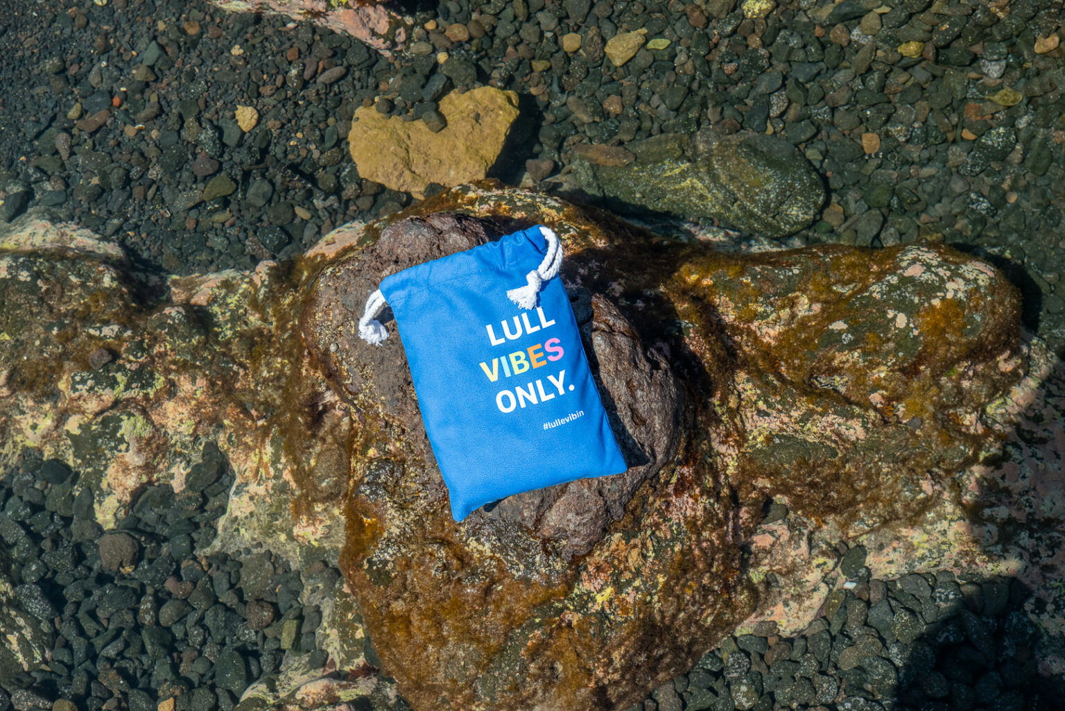 Sustainable Quick Dry Beach Towel - All Smiles - lullevibeslv - Swiss ...