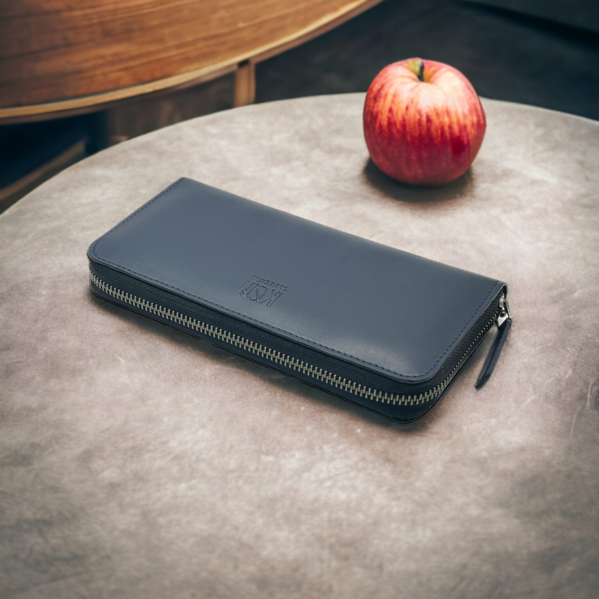 Sustainable Kivik Long Zip Wallet - IKON Sweden - Swiss Impact Store